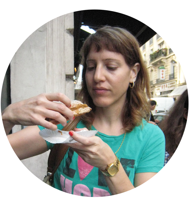 מרק עגבניות צלויות קרמי ומושלם | אז מה את עושה כל היום